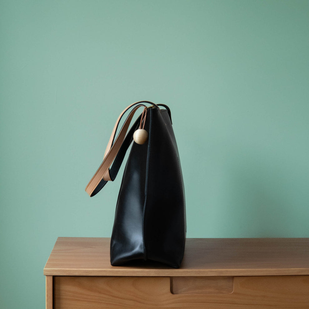 Artemis Leather Tote Bag – Awl Snap Leather Goods
