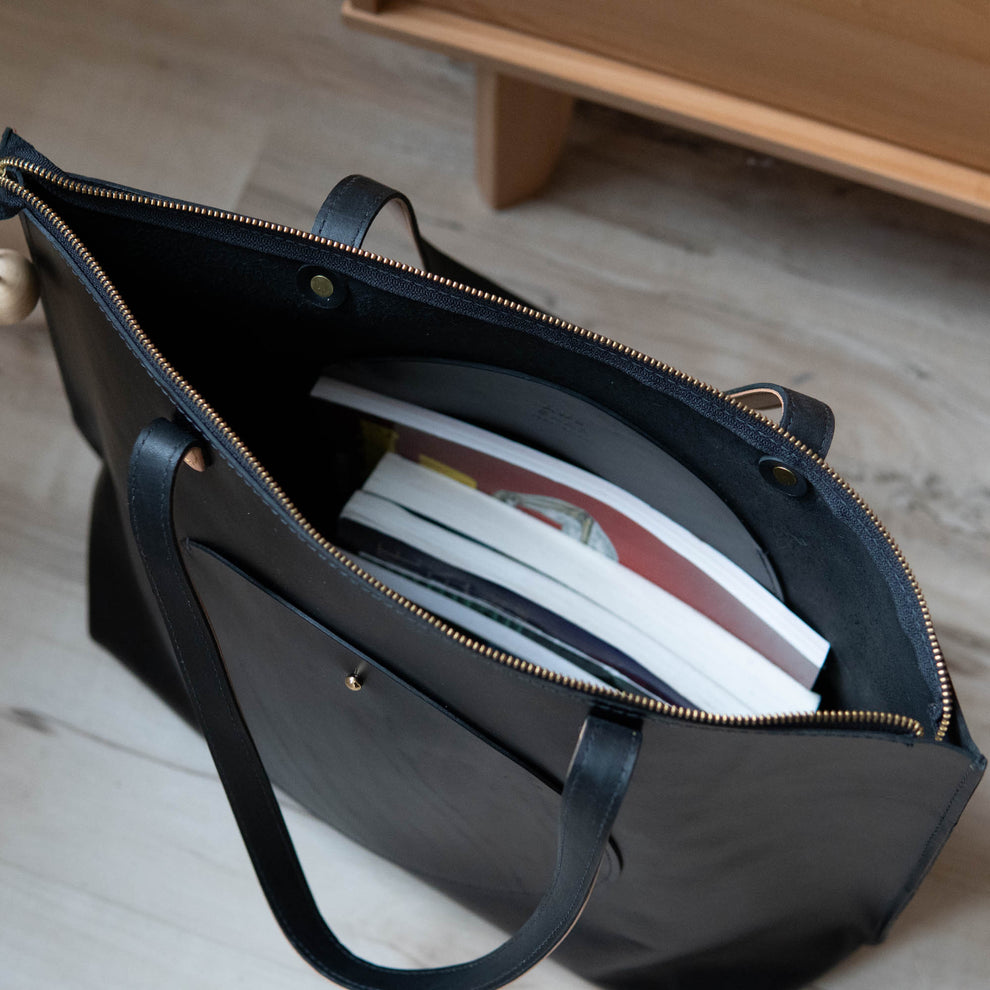 Artemis Leather Tote Bag – Awl Snap Leather Goods